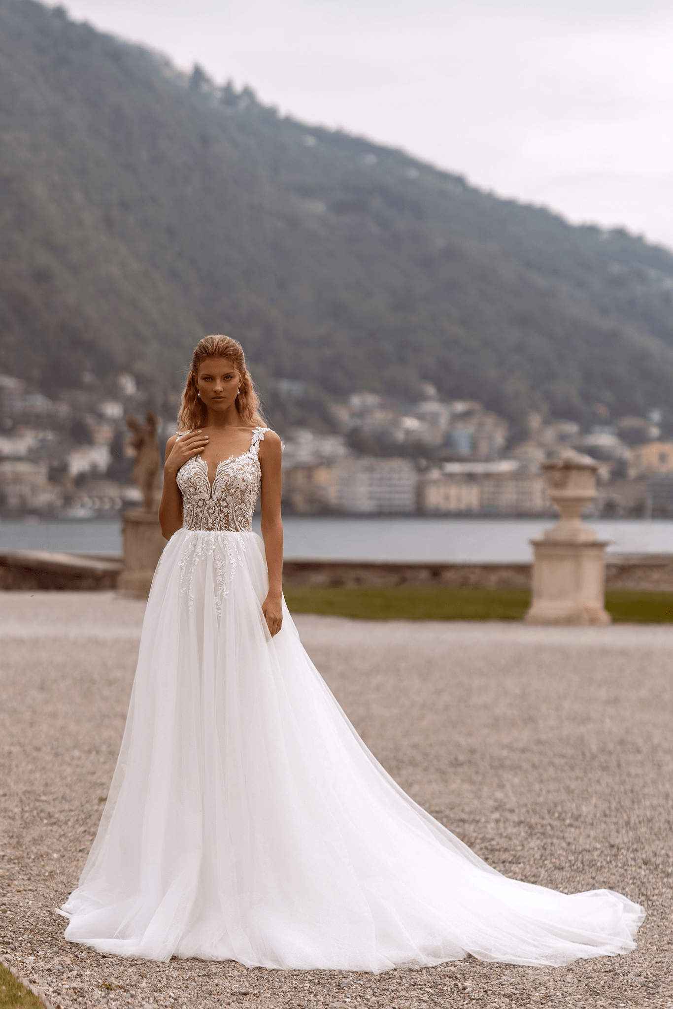 Lakeside wedding dresses | Elegant outdoor wedding gowns – Page 2 ...